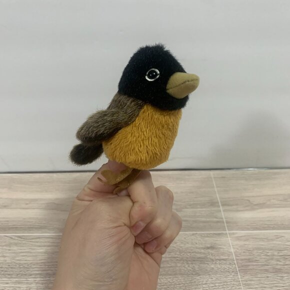 Folkmanis Puppets | Toys | Folkmanis Mini Robin Finger Puppet Plush ...